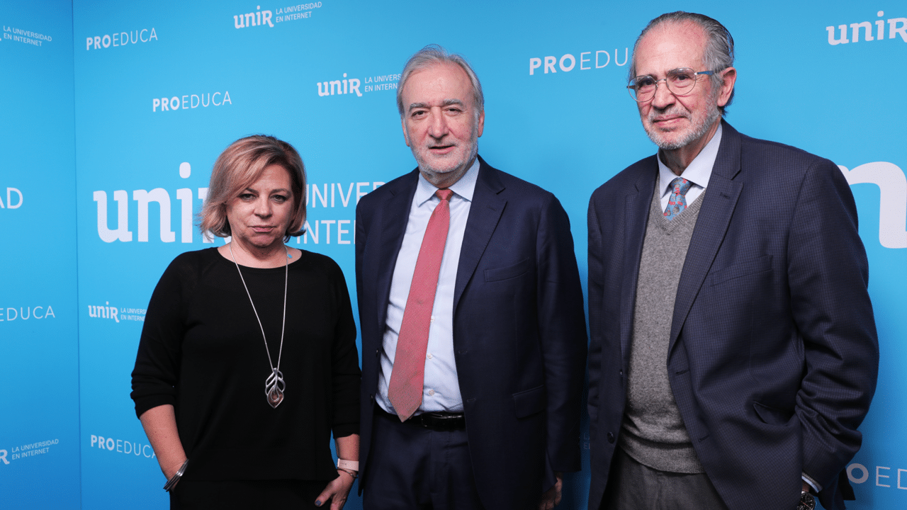 Democracia y autoritarismo en América Latina | Fundación Ciudadanía y ... Democracia y autoritarismo en América Latina | Fundación Ciudadanía y ...